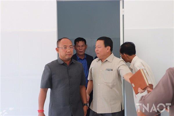 លោក តូច ប៉ូលីវា ផ្តាំផ្ញើរ៤ចំណុចដល់វេជ្ជបណ្ឌិត គ្រូពេទ្យ មន្ត្រីផ្តល់សេវាសុខាភិបាល ក្រោយពីប្រគល់ ...