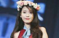 IU ធ្វើឲ្យអ្នកគាំទ្រភ្ញាក់ផ្អើលយ៉ាងខ្លាំងបន្ទាប់ពីកញ្ញាបានប្រៀបធៀបរូបថតទាំងនេះជាមួយគ្នា! - TNAOT