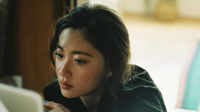 គន្លឹះទាំង ៤ សម្រាប់ស្រីៗកើបលុយទាន់ខ្លួននៅ Single - TNAOT