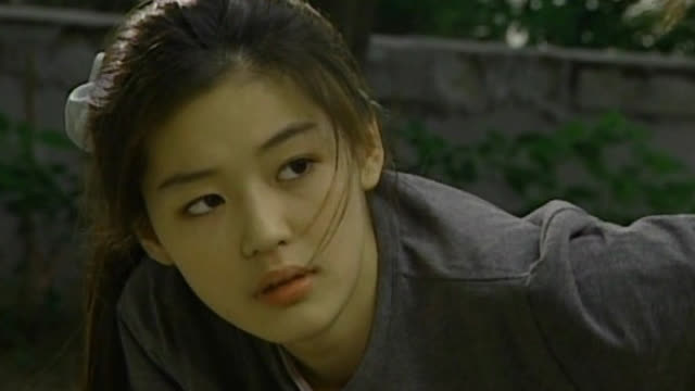 ទស្សនិកជន ភ្ញាក់ ព្រើត ពេល រូប សម្រស់កាល ពី ១៨ ឆ្នាំ មុន របស់ Jun Ji ...