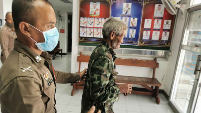 បុរសចំណាស់ម្នាក់ត្រូវចាប់ខ្លួនពីបទចាក់សម្លាប់ក្មួយប្រុសបង្កើតនៅខេត្ត Buri Ram - TNAOT