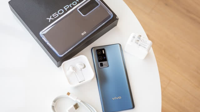 ក្រុមហ៊ុន vivo បានបង្ហាញស្មាតហ្វូនស៊េរីថ្មីមួយទៀតគឺ vivo X50 Pro + - TNAOT