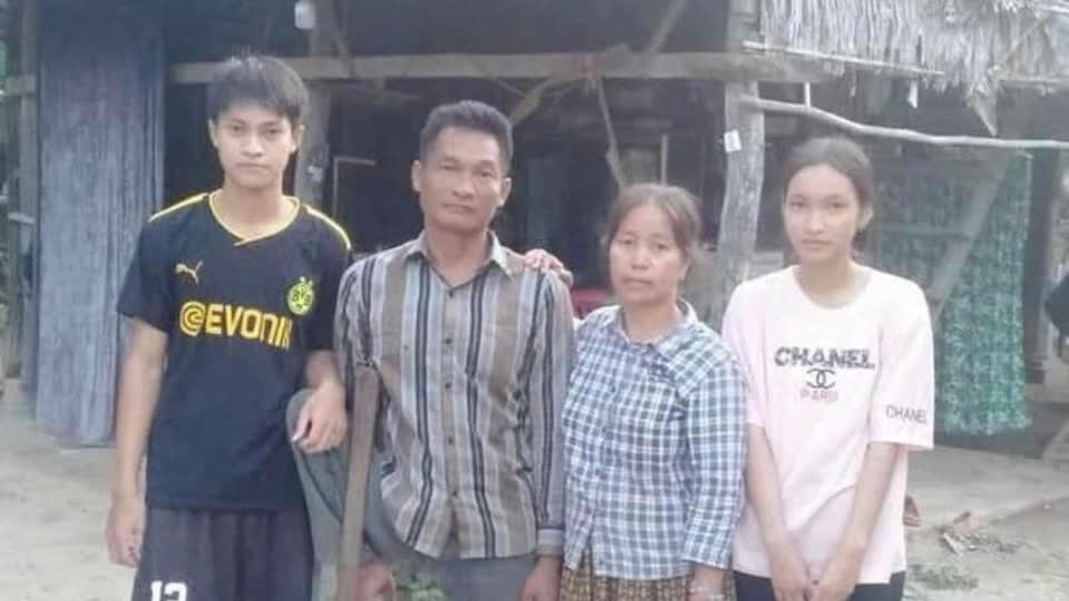 ព័ត៌មានរូបភាព៖ ឪពុកពិការ គ្រួសារក៏មិនធូរធារ តែយុវសិស្ស អន ផានិត បាននិទ្ទេស A ...