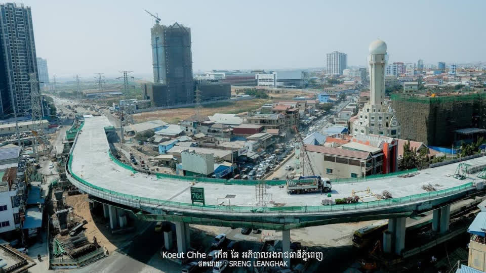 🏞ព័ត៌មានរូបភាព| ស្ពានអាកាសព្រះមុនីវង្សថ្មី បច្ចុប្បន្នសាងសង់បានសម្រេចប្រមាណ ៨០ ...