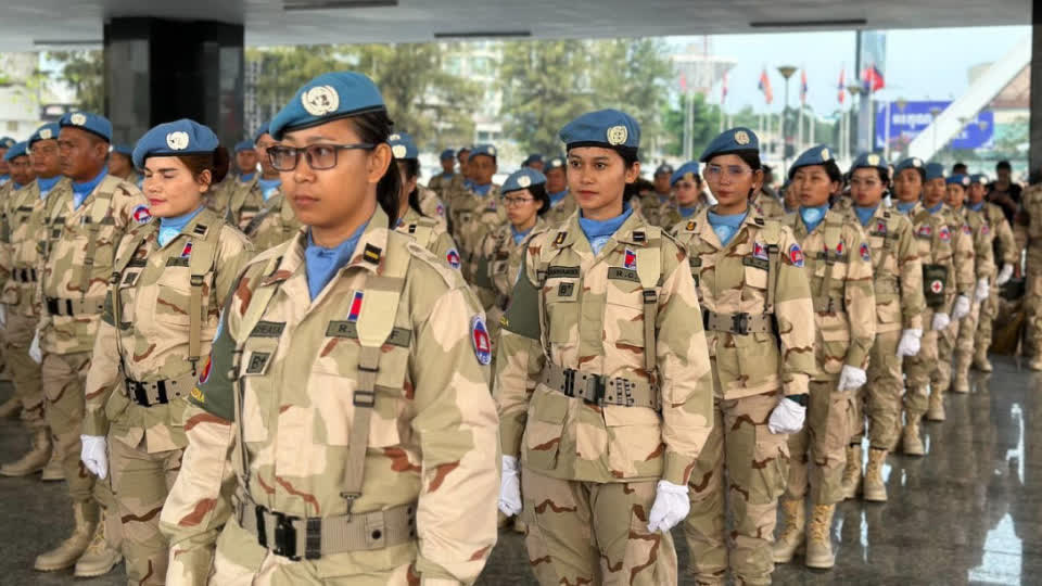 柬埔寨又184位蓝灰部队赴海外参与维和任务！ - TNAOT