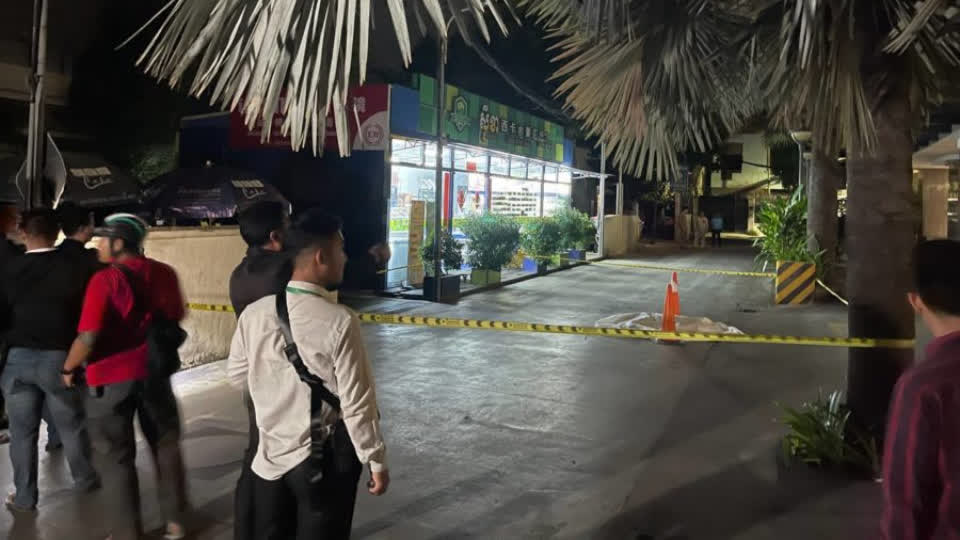 金边一外国男子坠亡！ - TNAOT