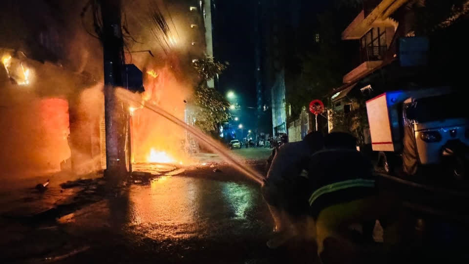 金边BKK一商店发生大火！ - TNAOT