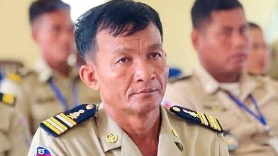 柬埔寨某省县警长自杀身亡 - TNAOT