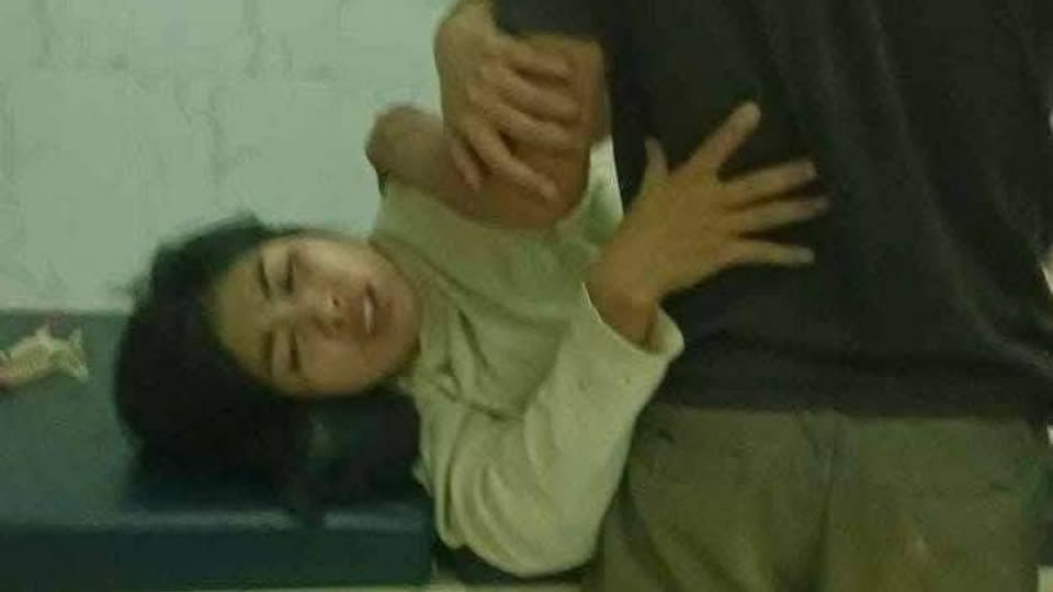 ករណីផ្ទុះអាវុធក្នុងគ្រួសារ បណ្តាលឲ្យមនុស្ស៣នាក់ស្លាប់ - TNAOT